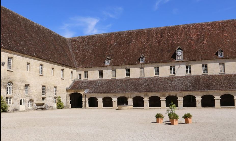Pontpoint : remontez le temps et visitez l'Abbaye Royale du Moncel ...